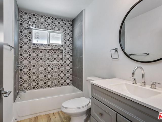 1 BR, 1 BA Apartment 6640 Woodley Avenue, Van Nuys, CA 91406