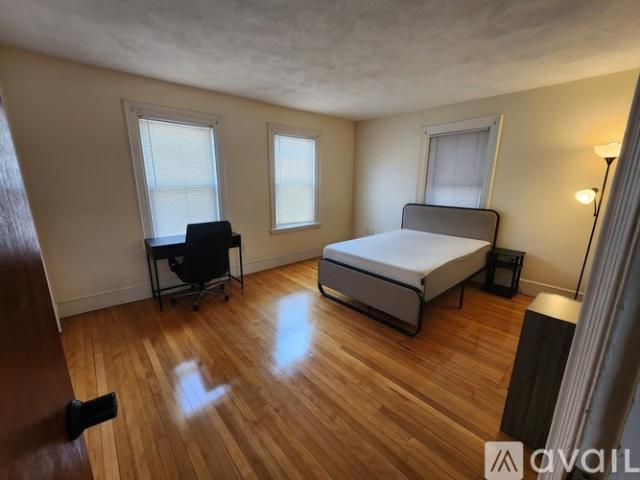 1 BR, 1 BA Apartment 66 Brook St, Unit 2B, Quincy, MA 02170