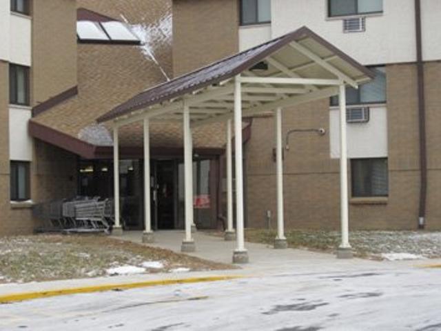 1 BR, 1 BA Apartment 6700 W. Appleton Ave Milwaukee, WI 53216