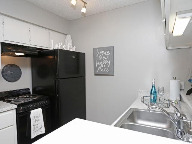 1 BR, 1 BA Apartment 6701 Everhart Road Unit 712, Corpus Christi, TX 78413