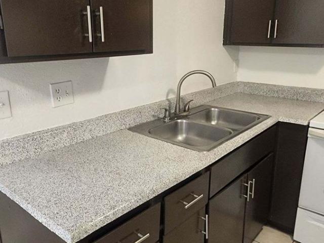 1 BR, 1 BA Apartment 6702 N 17th Ave, Phoenix, AZ 85015