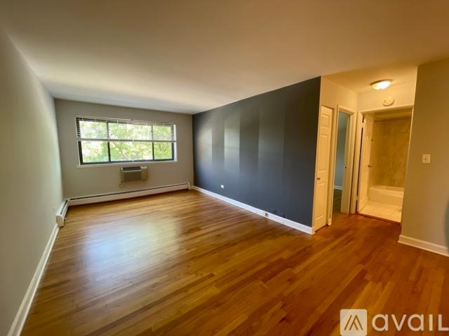 1 BR, 1 BA Apartment 6758 N Sheridan Rd, Unit 431, Chicago, IL 60626