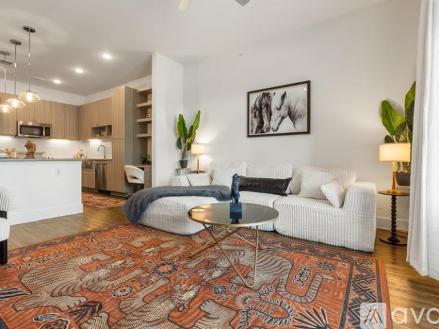 1 BR, 1 BA Apartment 6811 Old Bee Caves Rd, Unit 2217, Austin, TX 78735