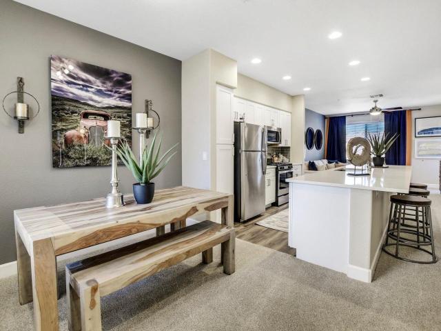 1 BR, 1 BA Apartment 6901 East Chauncey Lane Unit 3136, Phoenix, AZ 85054