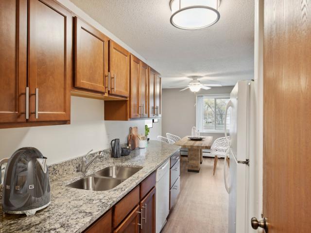 1 BR, 1 BA Apartment 6904 10th Street North Unit 1050 206, Saint Paul, MN 55128