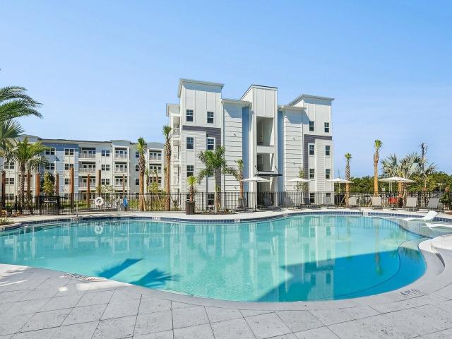 1 BR, 1 BA Apartment 6908 Simmons Loop Unit 214, Riverview, FL 33578