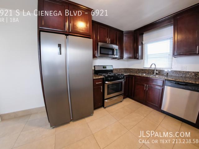 1 BR, 1 BA Apartment 6921 S La Cienega Blvd, Los Angeles, CA 90045