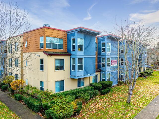 1 BR, 1 BA Apartment 6940 37th Avenue South, Seattle, WA 98118