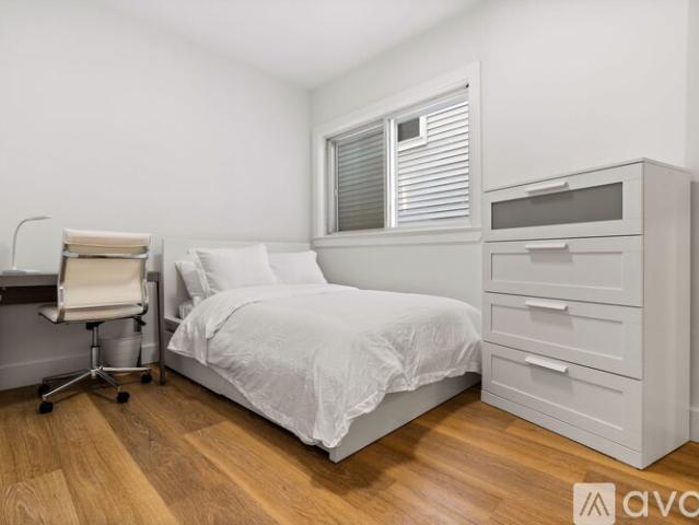 1 BR, 1 BA Apartment 695 Bennington St, Unit 1, Boston, MA 02128
