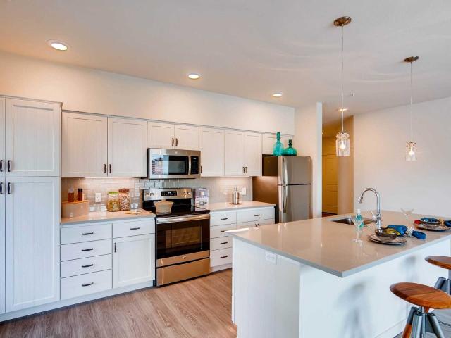 1 BR, 1 BA Apartment 6998 Northeast Cherry Drive Unit F205, Hillsboro, OR 97124