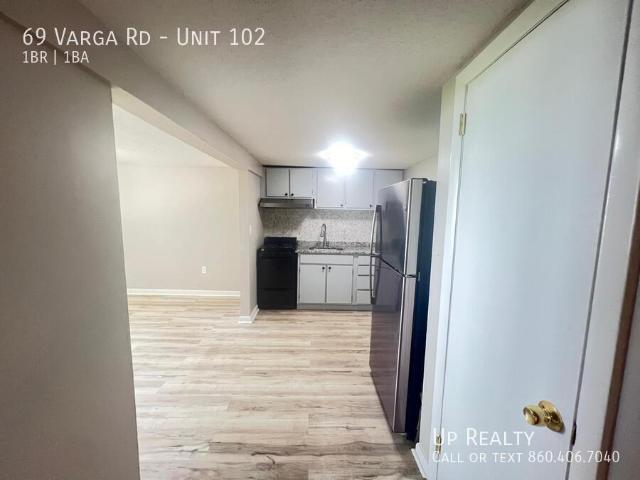 1 BR, 1 BA Apartment 69 Varga Rd, Ashford, CT 06278