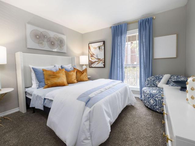 1 BR, 1 BA Apartment 6000 Randolph Blvd. Unit 02212, San Antonio, TX 78233
