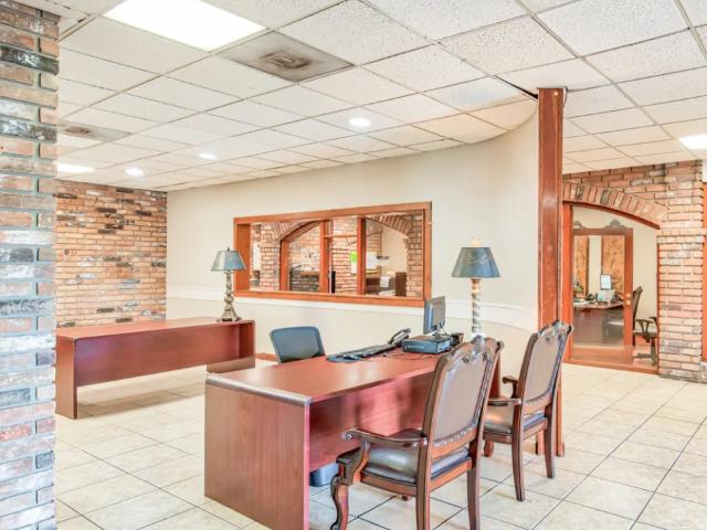 1 BR, 1 BA Apartment 6001 Gulfton Street Unit 136B, Houston, TX 77081