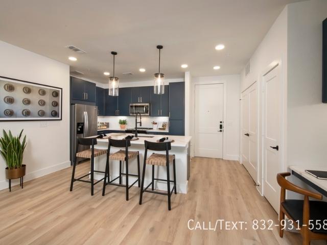 1 BR, 1 BA Apartment 6003 Westview Dr, Houston, TX 77055