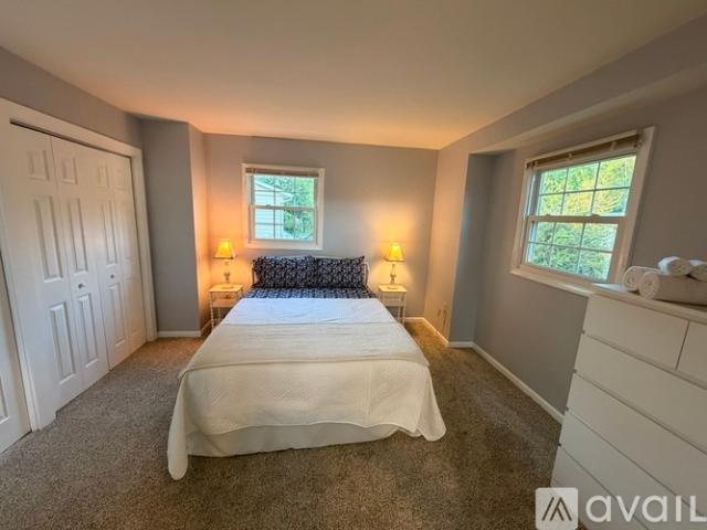 1 BR, 1 BA Apartment 6008 Dewey Drive, Unit D, Alexandria, VA 22310