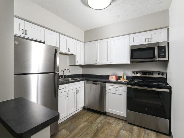 1 BR, 1 BA Apartment 600 Royal Drive Unit 199, South Park, PA 15129