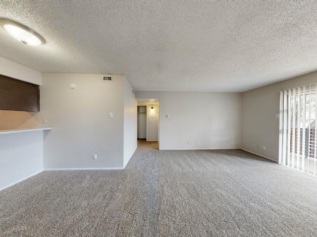 1 BR, 1 BA Apartment 6011 Interstate Highway 30 Unit 1 205, Greenville, TX 75402