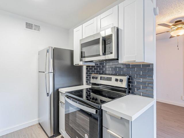 1 BR, 1 BA Apartment 6015 W. Olive Ave Unit 39 214, Glendale, AZ 85302