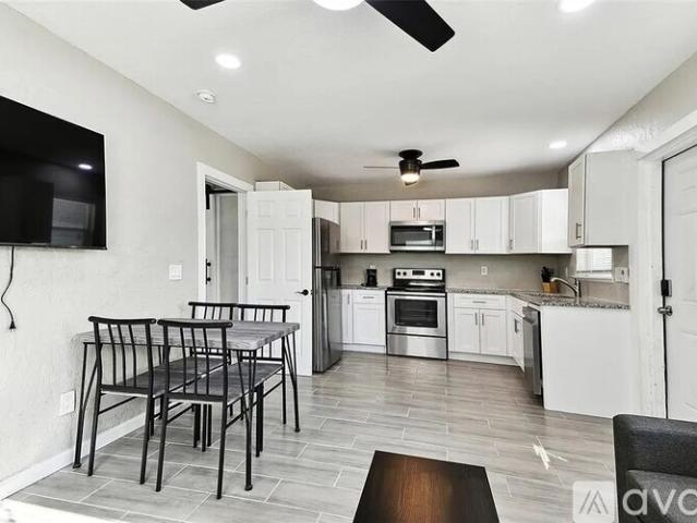 1 BR, 1 BA Apartment 601 76th Avenue, Unit D, St. Pete Beach, FL 33706