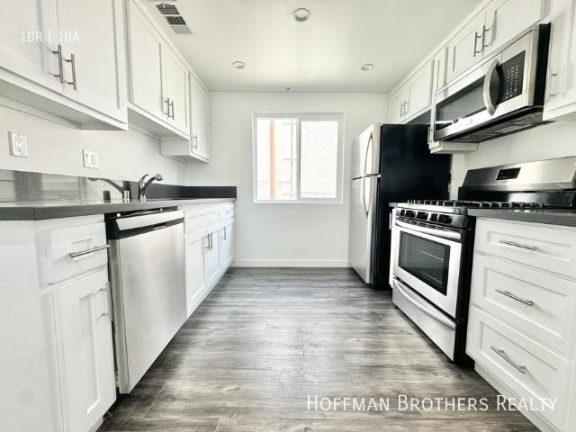 1 BR, 1 BA Apartment 601 N Normandie Ave, Los Angeles, CA 90004