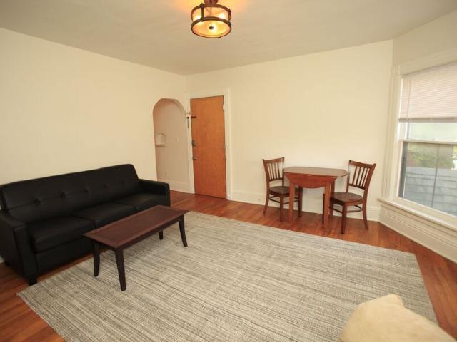 1 BR, 1 BA Apartment 602 Monroe, Ann Arbor, MI 48104