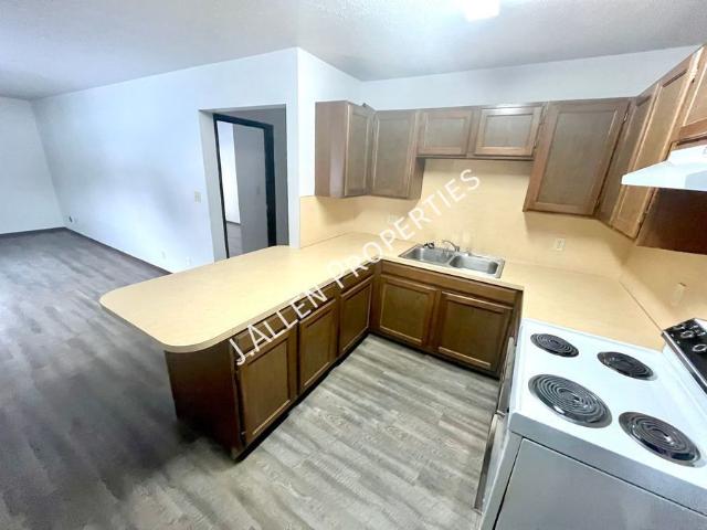 1 BR, 1 BA Apartment 607 W Michigan Ave Norfolk, NE 68701