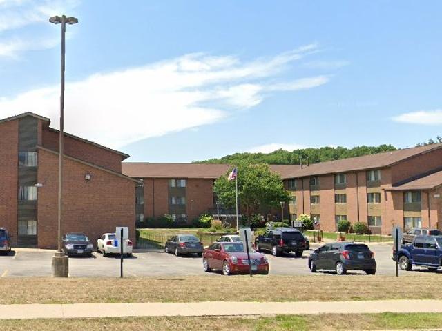 1 BR, 1 BA Apartment 607 North Hightower Street, Peoria, IL 61605