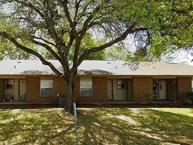 1 BR, 1 BA Apartment 606 East Kennedy Avenue, Sabinal, TX 78881