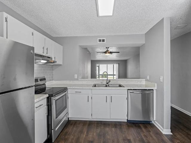 1 BR, 1 BA Apartment 606 Park Ave Unit 300 312, Orange Park, FL 32073