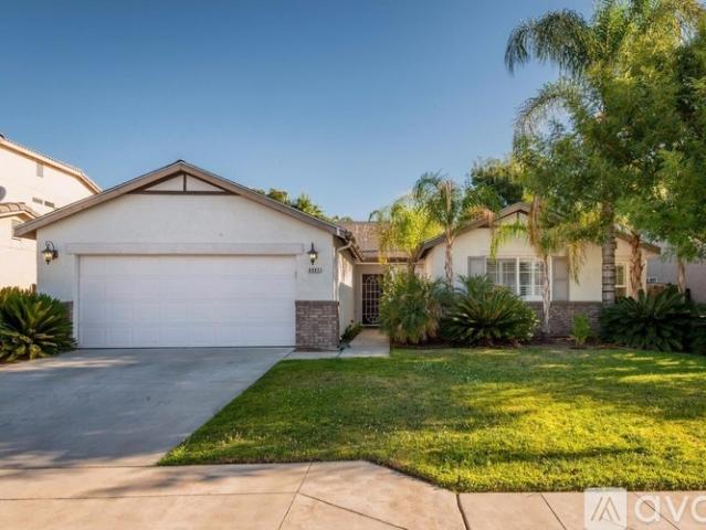 1 BR, 1 BA Apartment 6085 East Hampton Way, Fresno, CA 93727