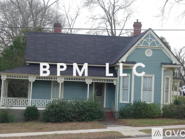 1 BR, 1 BA Apartment 609 Vernon Street, Unit B, LaGrange, GA 30240