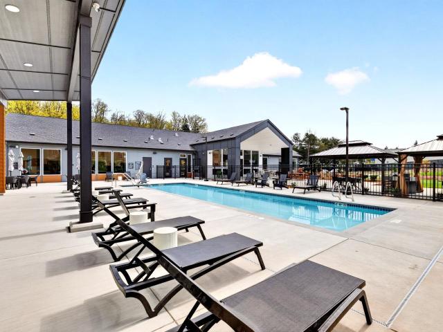 1 BR, 1 BA Apartment 6101 State Highway 303 NE, Unit H209, Bremerton, WA 98311