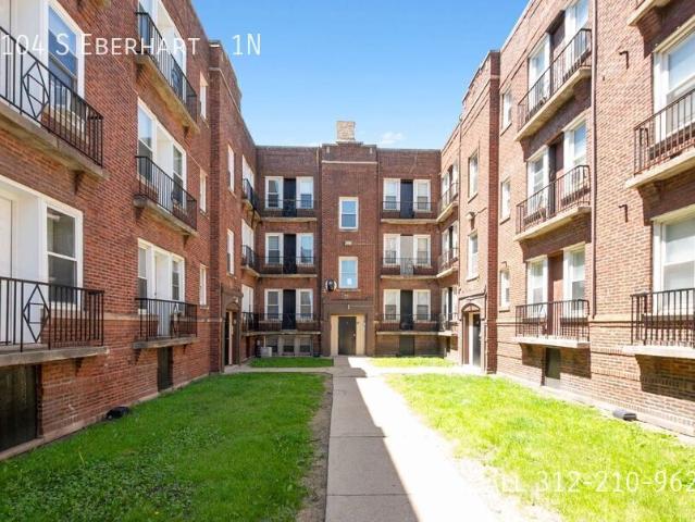 1 BR, 1 BA Apartment 6104 S Eberhart, Chicago, IL 60637