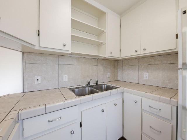 1 BR, 1 BA Apartment 614 A Redwood Avenue, Redwood City, CA 94061