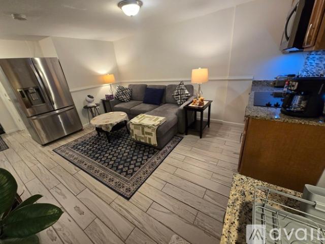 1 BR, 1 BA Apartment 619 Irving Street Northwest, Washington, DC 20010