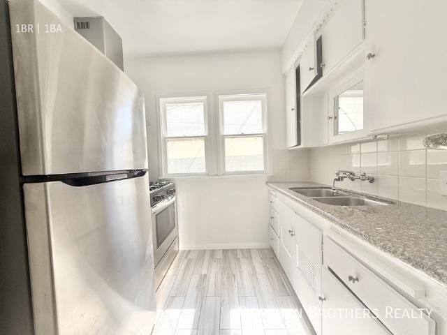 1 BR, 1 BA Apartment 613 S Dunsmuir Ave, Los Angeles, CA 90036