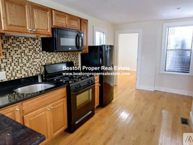1 BR, 1 BA Apartment 61 Joy St, Unit 1K, Boston, MA 02114