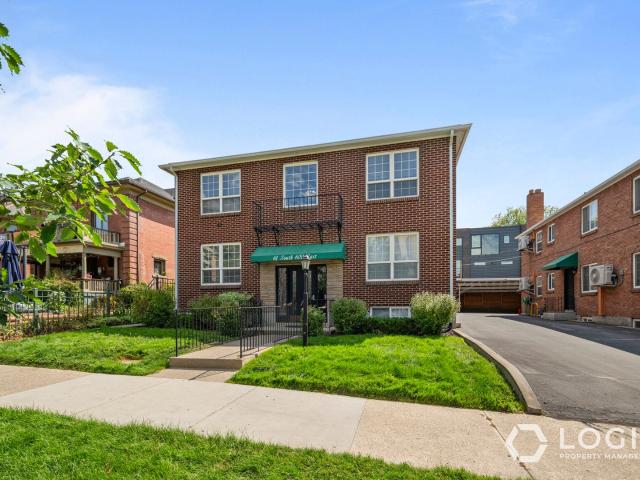 1 BR, 1 BA Apartment 61 South 600 East, Salt Lake City, UT 84102