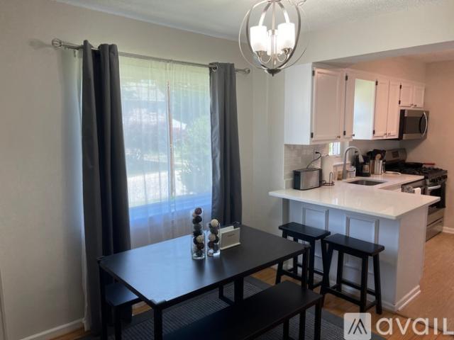 1 BR, 1 BA Apartment 6212 41st Avenue, Unit Room A, Hyattsville, MD 20782