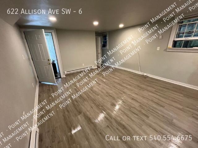 1 BR, 1 BA Apartment 622 Allison Ave SW, Roanoke, VA 24016