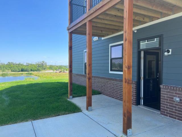 1 BR, 1 BA Apartment 6249 Coventry Drive Unit 20616 Spence Court Unit 101 Water View A740 R1, Elkhorn, NE 68022