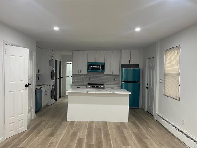1 BR, 1 BA Apartment 624 East Broadway, Long Beach, NY 11561