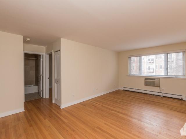 1 BR, 1 BA Apartment 625 West Wrightwood Avenue, Chicago, IL 60614