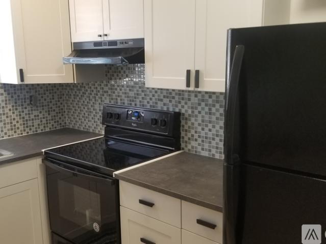 1 BR, 1 BA Apartment 625 NE 7th St, Unit 625 EAST, Hallandale Beach, FL 33009