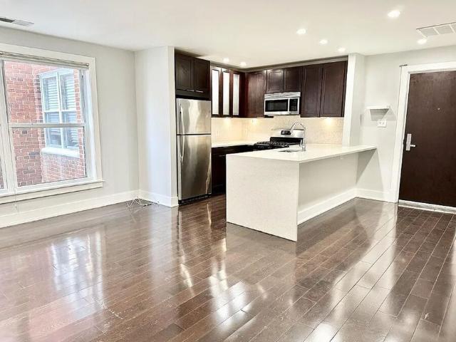 1 BR, 1 BA Apartment 626 Independence Ave SE, Washington, DC 20003