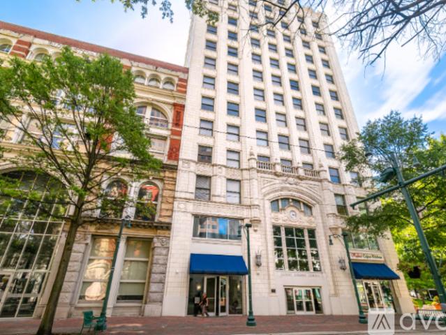 1 BR, 1 BA Apartment 62 N Main St, Unit 1, Memphis, TN 38103