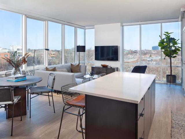 1 BR, 1 BA Apartment 633 West North Avenue Unit 0621, Chicago, IL 60610