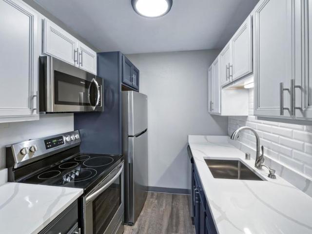 1 BR, 1 BA Apartment 6322 N 26th St, Tacoma, WA 98407