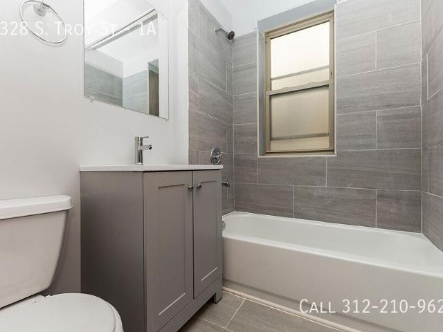 1 BR, 1 BA Apartment 6328 S. Troy St, Chicago, IL 60629