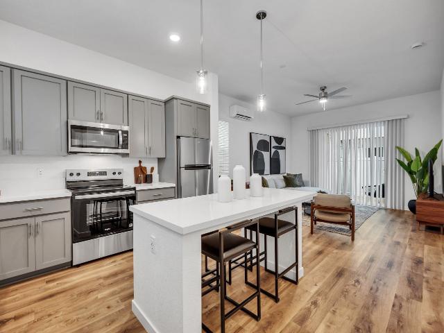 1 BR, 1 BA Apartment 6350 Baseline Road Unit 87, Roseville, CA 95747